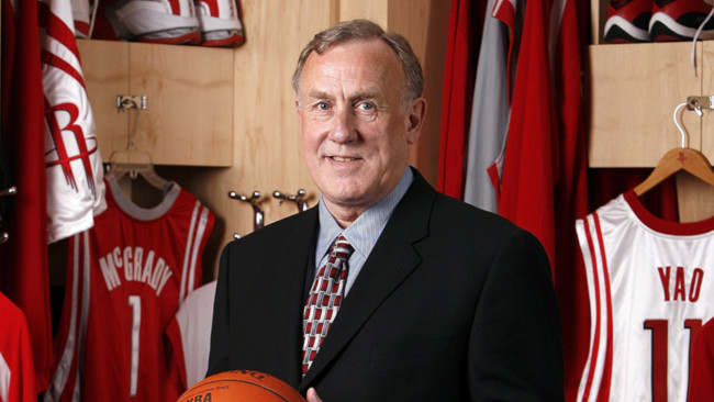 Trener NBA Rick Adelman, stojący za ponad 1700 meczami w latach 70. aż ...